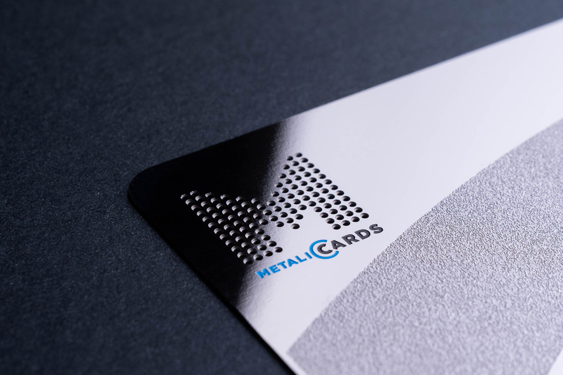 Best Metallic Business Cards - MetalicCards